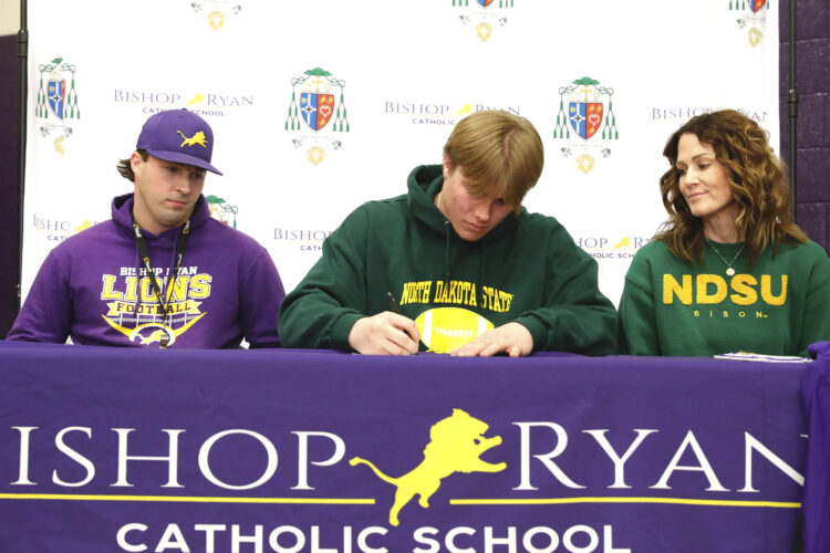 Local pair to continue careers for Bison | News, Sports, Jobs - Minot ...
